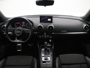 Grey Audi A3 2018 in Vilnius, with an engine capacity of 1.50 L and mileage of 231 thousand km for 12599 €, photo 2 on AUTOMOTO.COM.LV