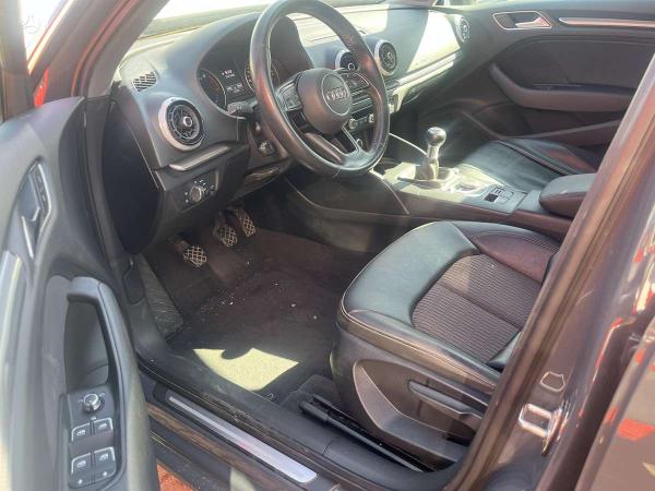 Pelēks Audi A3 2019 Marijampole, ar dzinēja tilpumu 1.50 L un nobraukumu 60 tūkst. km par 9600 €, foto 6 vietnē AUTOMOTO.COM.LV