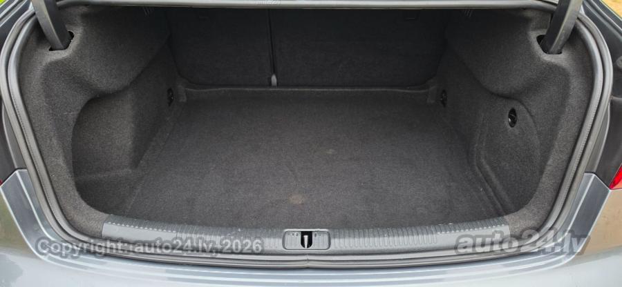 Grey Audi A3 2014 in Tallinn, with an engine capacity of 1.60 L and mileage of 182 thousand km for 10500 €, photo 14 on AUTOMOTO.COM.LV