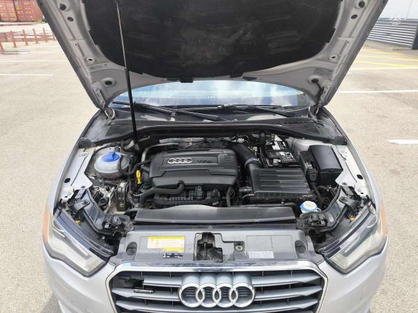 Grey Audi A3 2015 in Siauliai, with an engine capacity of 2.00 L and mileage of 229 thousand km for 6900 €, photo 9 on AUTOMOTO.COM.LV