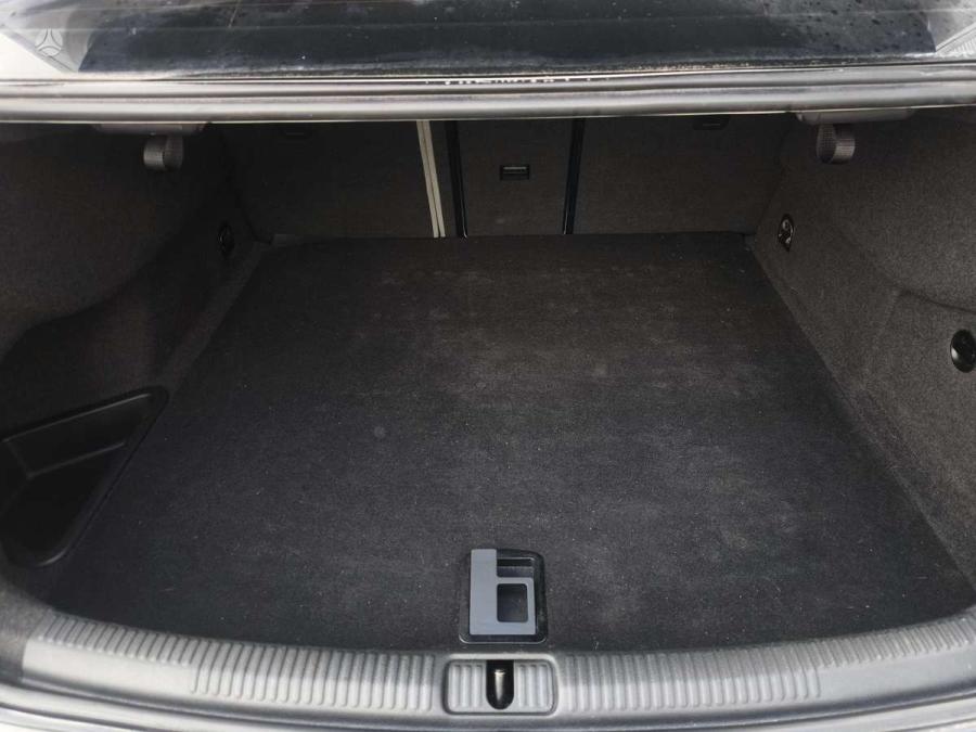Grey Audi A3 2015 in Siauliai, with an engine capacity of 2.00 L and mileage of 229 thousand km for 6900 €, photo 19 on AUTOMOTO.COM.LV