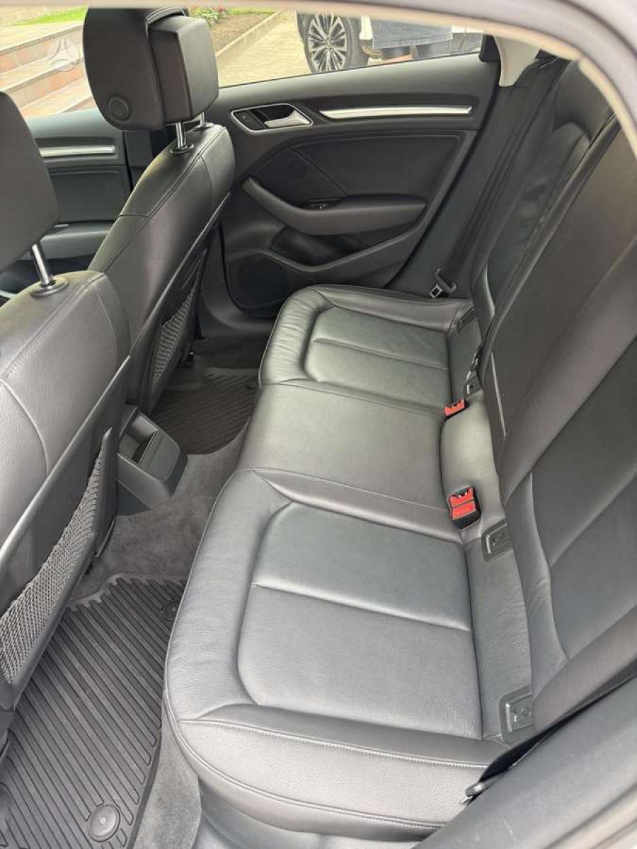 Pelēks Audi A3 2015 Panevēža, ar dzinēja tilpumu 1.80 L un nobraukumu 148 tūkst. km par 11000 €, foto 11 vietnē AUTOMOTO.COM.LV