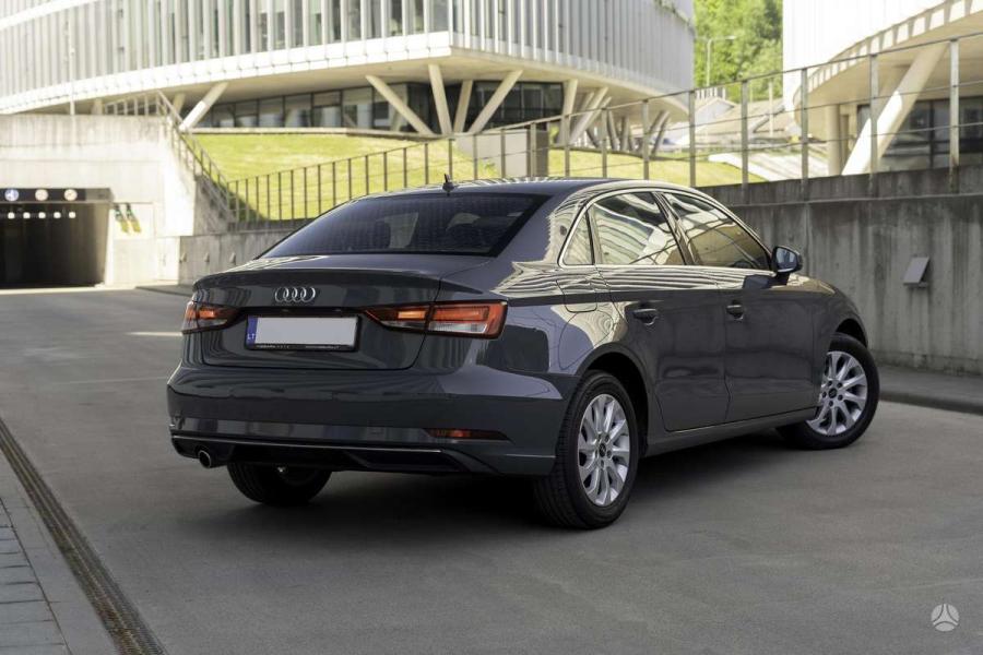 Grey Audi A3 2016 in Vilnius, with an engine capacity of 1.60 L and mileage of 107 thousand km for 13700 €, photo 9 on AUTOMOTO.COM.LV