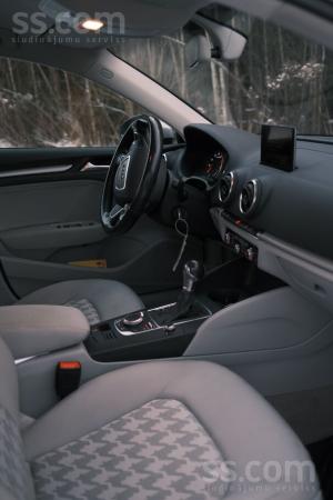 Grey Audi A3 2016 in Riga, with an engine capacity of 1.40 L and mileage of 145 thousand km for 10000 €, photo 4 on AUTOMOTO.COM.LV