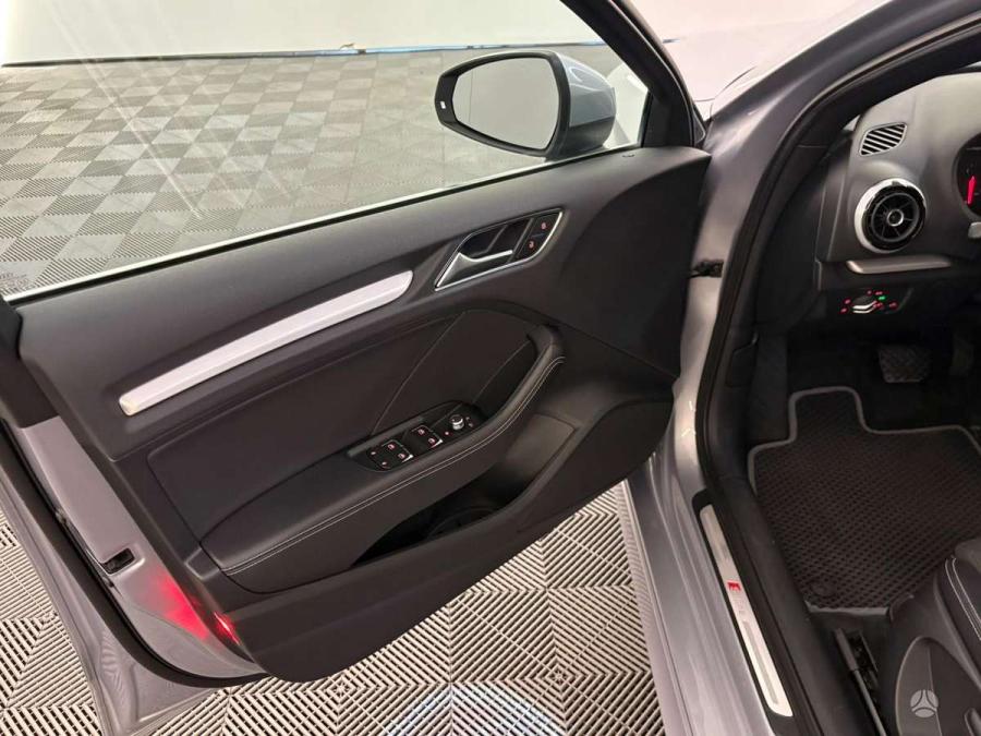 Grey Audi A3 2016 in Marijampole, with an engine capacity of 1.60 L and mileage of 281 thousand km for 9999 €, photo 24 on AUTOMOTO.COM.LV