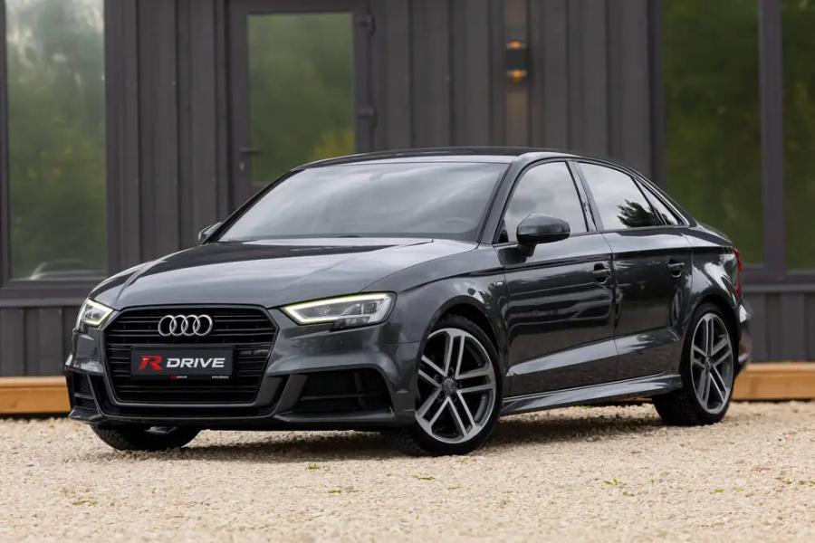 Pelēks Audi A3 2019 Jelgava, ar dzinēja tilpumu 1.00 L un nobraukumu 206 tūkst. km par 14300 €, foto 5 vietnē AUTOMOTO.COM.LV