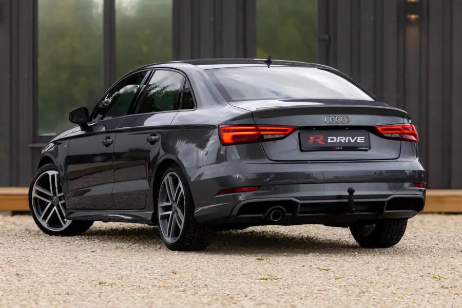 Pelēks Audi A3 2019 Jelgava, ar dzinēja tilpumu 1.00 L un nobraukumu 206 tūkst. km par 14300 €, foto 6 vietnē AUTOMOTO.COM.LV