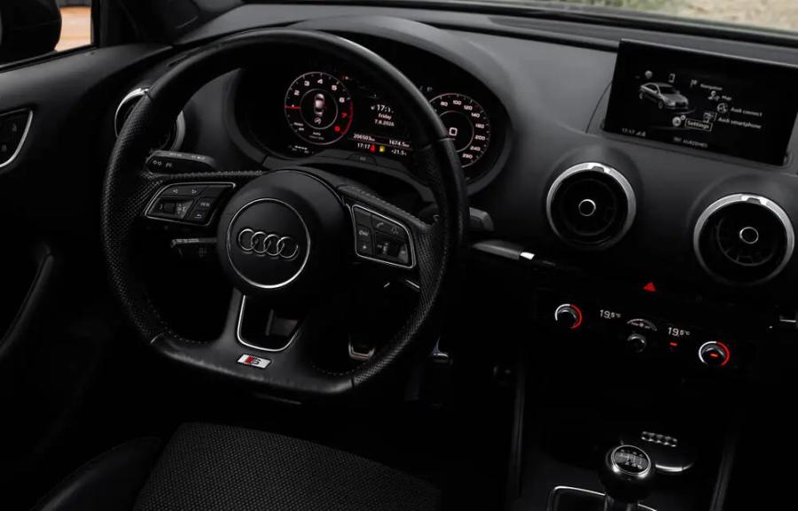 Pelēks Audi A3 2019 Jelgava, ar dzinēja tilpumu 1.00 L un nobraukumu 206 tūkst. km par 14300 €, foto 10 vietnē AUTOMOTO.COM.LV