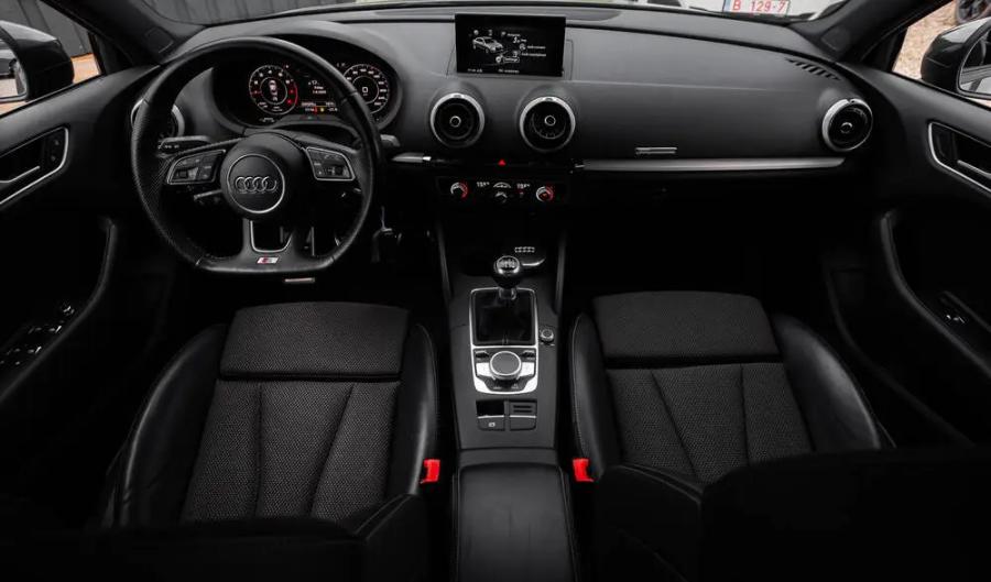Pelēks Audi A3 2019 Jelgava, ar dzinēja tilpumu 1.00 L un nobraukumu 206 tūkst. km par 14300 €, foto 12 vietnē AUTOMOTO.COM.LV