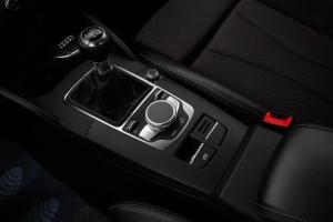 Pelēks Audi A3 2019 Jelgava, ar dzinēja tilpumu 1.00 L un nobraukumu 206 tūkst. km par 14300 €, foto 14 vietnē AUTOMOTO.COM.LV