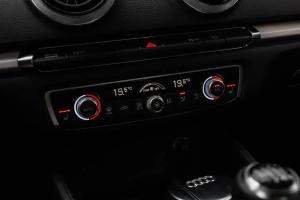 Pelēks Audi A3 2019 Jelgava, ar dzinēja tilpumu 1.00 L un nobraukumu 206 tūkst. km par 14300 €, foto 15 vietnē AUTOMOTO.COM.LV