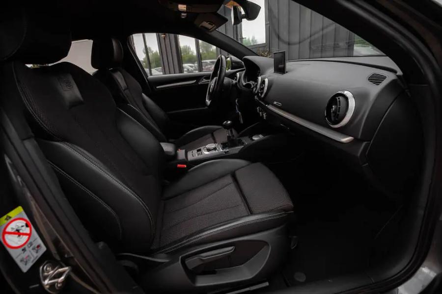 Pelēks Audi A3 2019 Jelgava, ar dzinēja tilpumu 1.00 L un nobraukumu 206 tūkst. km par 14300 €, foto 16 vietnē AUTOMOTO.COM.LV