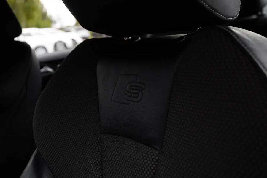 Pelēks Audi A3 2019 Jelgava, ar dzinēja tilpumu 1.00 L un nobraukumu 206 tūkst. km par 14300 €, foto 17 vietnē AUTOMOTO.COM.LV