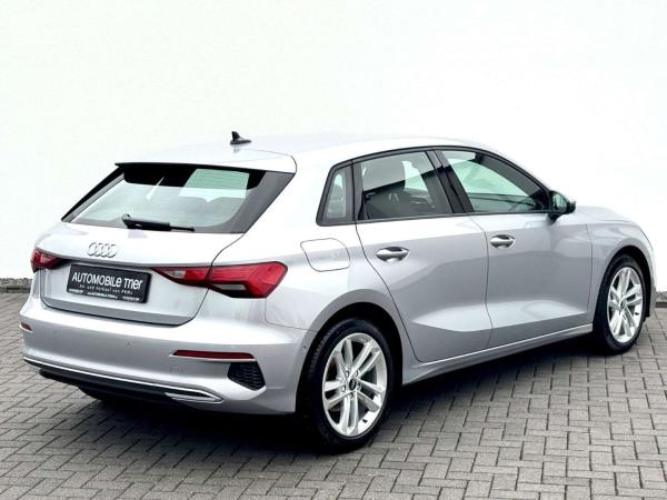 Pelēks Audi A3 2021 Kauņa, ar dzinēja tilpumu 1.50 L un nobraukumu 72 tūkst. km par 23935 €, foto 5 vietnē AUTOMOTO.COM.LV