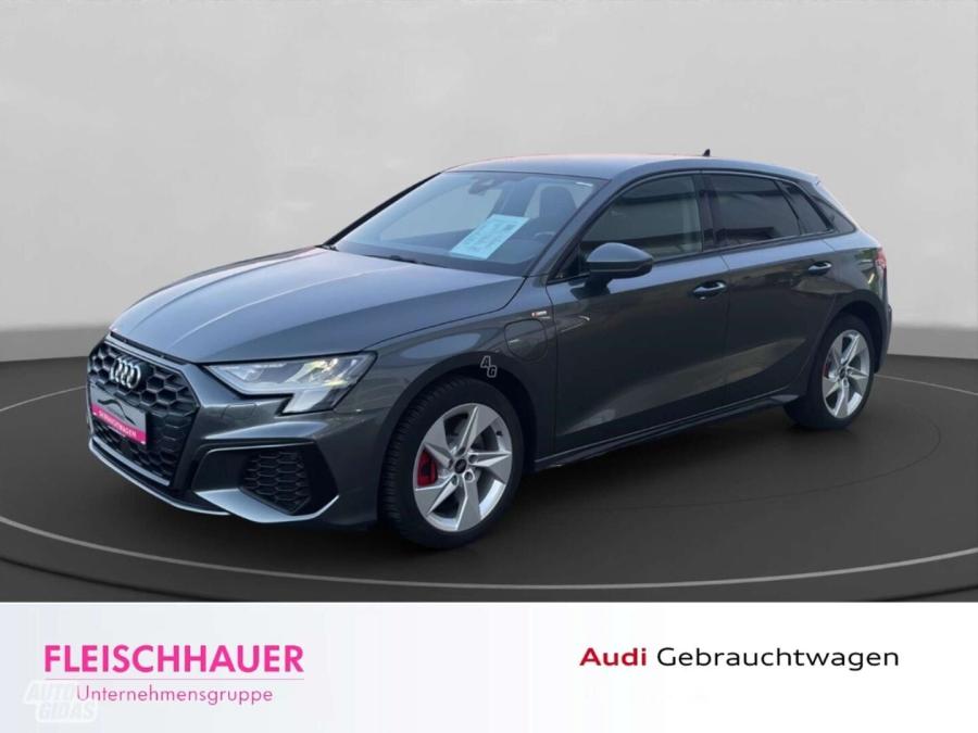 Pelēks Audi A3 2022 Kauņa, ar dzinēja tilpumu 1.40 L un nobraukumu 27 tūkst. km par 31145 €, foto 1 vietnē AUTOMOTO.COM.LV