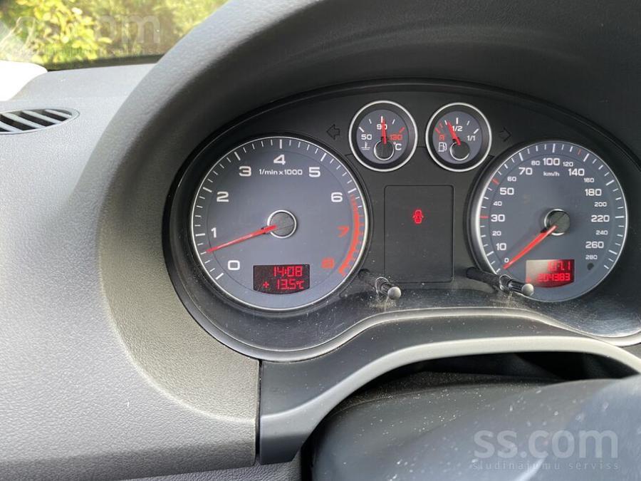 Pelēks Audi A3 2010 Rīga, ar dzinēja tilpumu 1.60 L un nobraukumu 203 tūkst. km par 5200 €, foto 6 vietnē AUTOMOTO.COM.LV