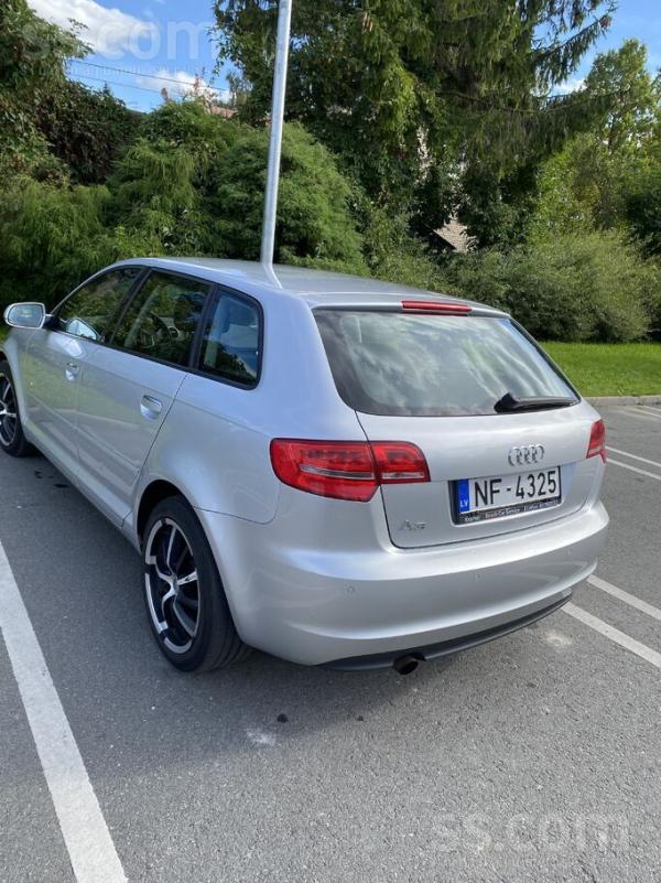 Pelēks Audi A3 2010 Rīga, ar dzinēja tilpumu 1.60 L un nobraukumu 203 tūkst. km par 5200 €, foto 4 vietnē AUTOMOTO.COM.LV