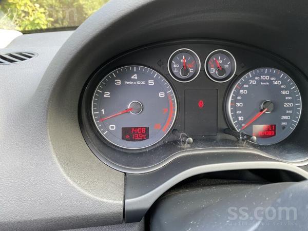 Pelēks Audi A3 2010 Rīga, ar dzinēja tilpumu 1.60 L un nobraukumu 203 tūkst. km par 5200 €, foto 6 vietnē AUTOMOTO.COM.LV