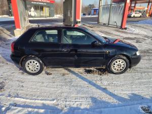 Audi A3 1997 in Alytus, with an engine capacity of 1.80 L and mileage of 300 thousand km for 470 €, photo 7 on AUTOMOTO.COM.LV
