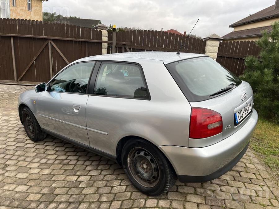 Audi A3 1998 in Riga, with an engine capacity of 1.60 L and mileage of 186 thousand km for 1700 €, photo 3 on AUTOMOTO.COM.LV