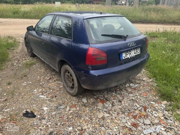 Audi A3 1998 in Vilnius, with an engine capacity of 1.80 L and mileage of 343 thousand km for 580 €, photo 6 on AUTOMOTO.COM.LV