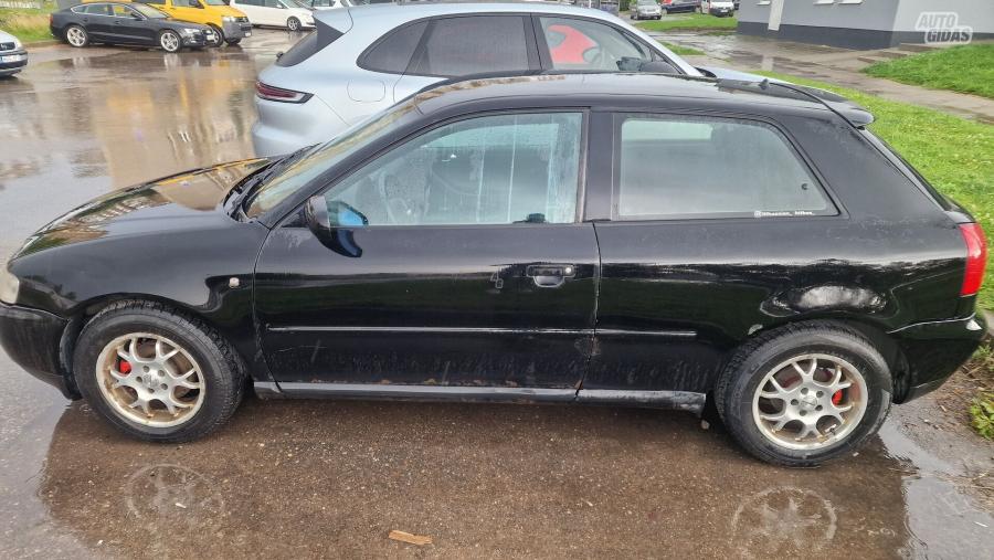 Audi A3 1998 Kauņa, ar dzinēja tilpumu 1.60 L un nobraukumu 410 tūkst. km par 450 €, foto 4 vietnē AUTOMOTO.COM.LV