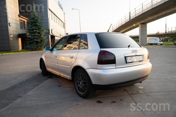 Audi A3 1999 Rīga, ar dzinēja tilpumu 1.60 L un nobraukumu 379 tūkst. km par 1100 €, foto 4 vietnē AUTOMOTO.COM.LV