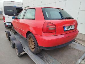 Audi A3 2000 in Panevezys, with an engine capacity of 1.80 L and mileage of 245 thousand km for 499 €, photo 3 on AUTOMOTO.COM.LV