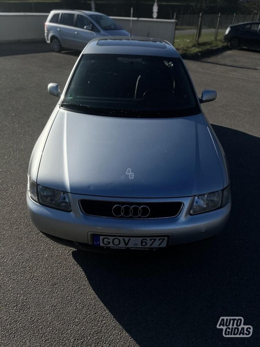 Audi A3 2000 in Vilnius, with an engine capacity of 1.60 L and mileage of 320 thousand km for 850 €, photo 6 on AUTOMOTO.COM.LV