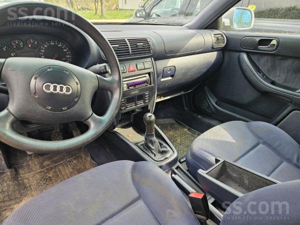 Audi A3 2000 in Madona, with an engine capacity of 1.60 L and mileage of 269 thousand km for 550 €, photo 3 on AUTOMOTO.COM.LV