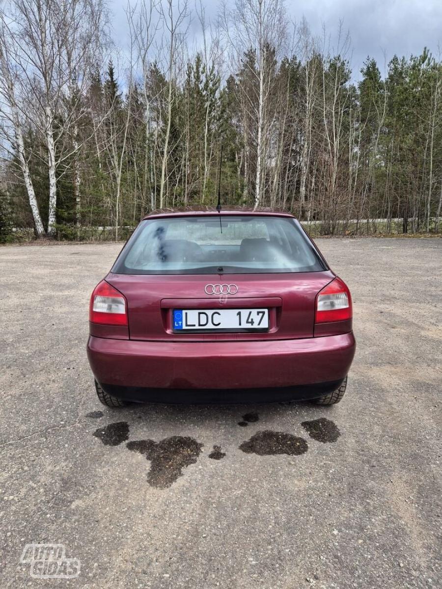 Audi A3 2001 in Ignalina, with an engine capacity of 1.90 L and mileage of 330 thousand km for 1050 €, photo 5 on AUTOMOTO.COM.LV