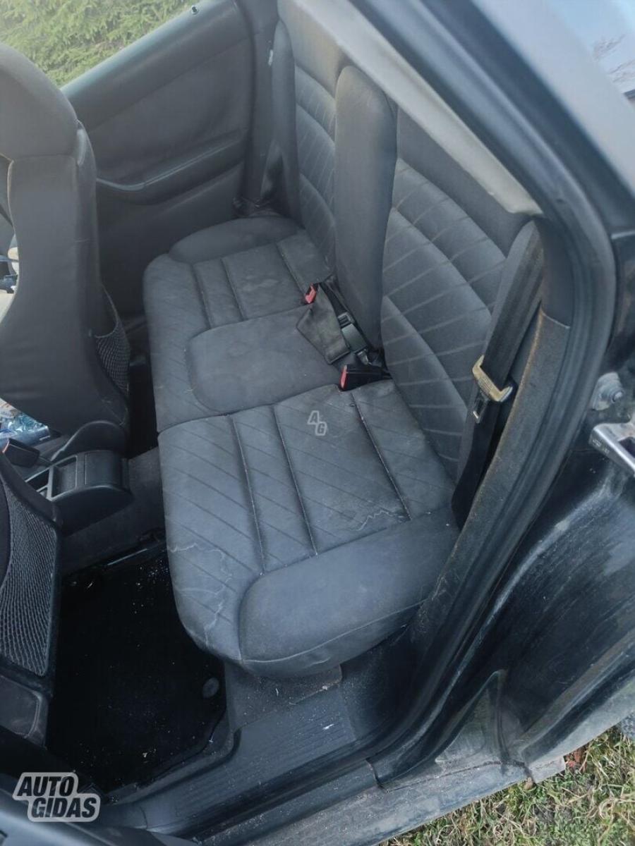 Audi A3 2001 Prienai, ar dzinēja tilpumu 1.80 L un nobraukumu 300 tūkst. km par 350 €, foto 11 vietnē AUTOMOTO.COM.LV