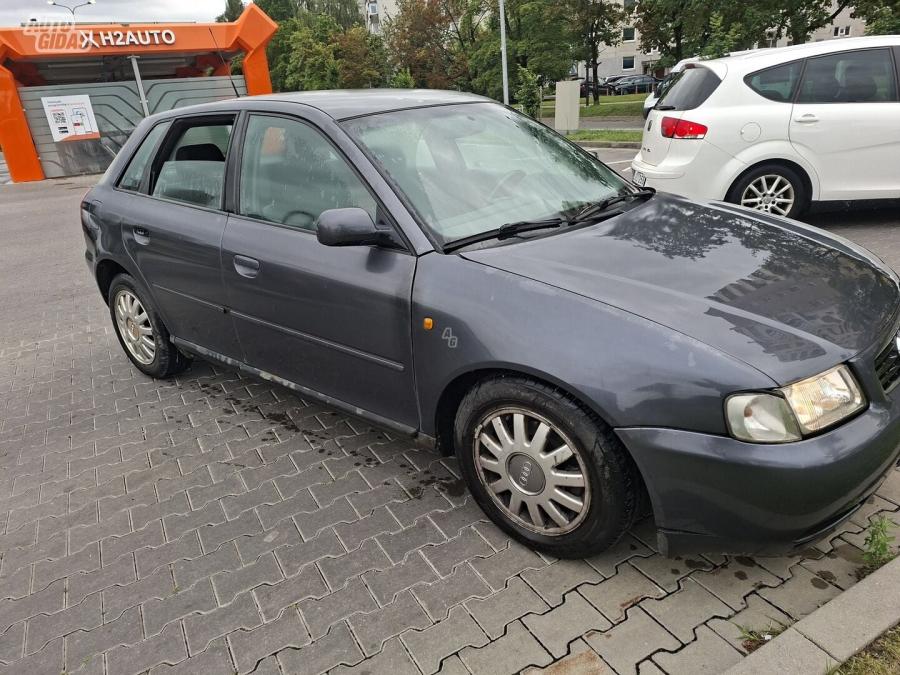 Audi A3 2001 Viļņa, ar dzinēja tilpumu 1.90 L un nobraukumu 245 tūkst. km par 820 €, foto 5 vietnē AUTOMOTO.COM.LV