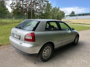 Audi A3 2002 in Riga, with an engine capacity of 1.60 L and mileage of 303 thousand km for 595 €, photo 4 on AUTOMOTO.COM.LV