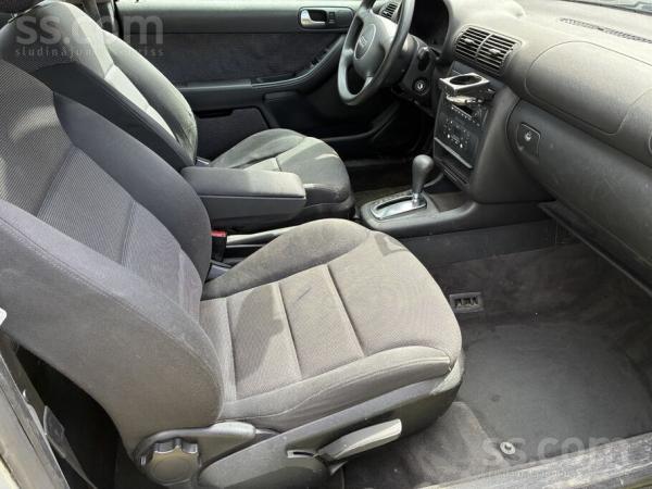 Audi A3 2002 Rīga, ar dzinēja tilpumu 1.60 L un nobraukumu 303 tūkst. km par 595 €, foto 5 vietnē AUTOMOTO.COM.LV