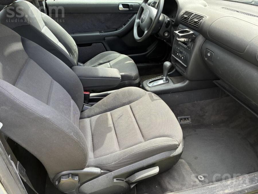 Audi A3 2002 in Riga, with an engine capacity of 1.60 L and mileage of 303 thousand km for 595 €, photo 6 on AUTOMOTO.COM.LV