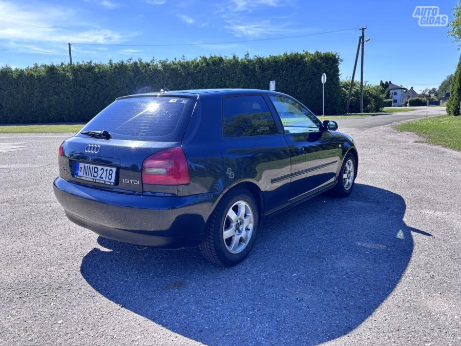 Audi A3 2002 in Klaipeda, with an engine capacity of 1.90 L and mileage of 328 thousand km for 900 €, photo 5 on AUTOMOTO.COM.LV