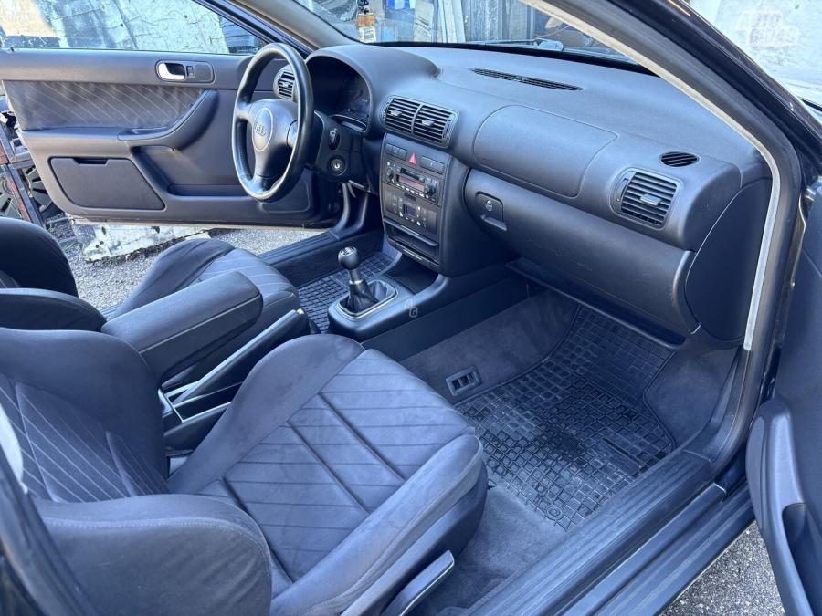 Audi A3 2002 in Klaipeda, with an engine capacity of 1.90 L and mileage of 328 thousand km for 900 €, photo 9 on AUTOMOTO.COM.LV