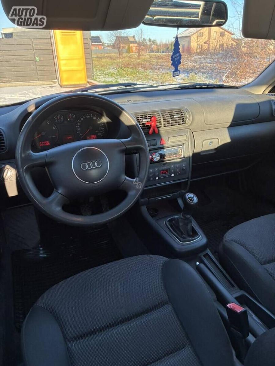 Audi A3 2003 Kretinga, ar dzinēja tilpumu 1.60 L un nobraukumu 212 tūkst. km par 1050 €, foto 5 vietnē AUTOMOTO.COM.LV
