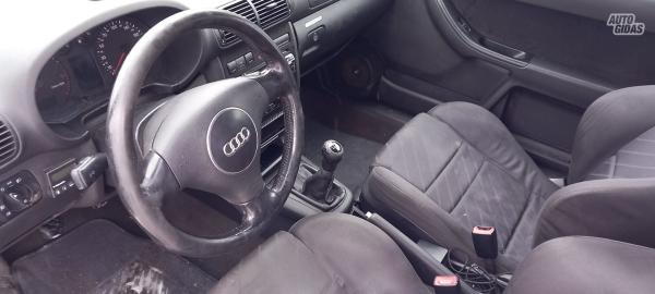 Audi A3 2003 in Vilnius, with an engine capacity of 1.90 L and mileage of 230 thousand km for 900 €, photo 5 on AUTOMOTO.COM.LV
