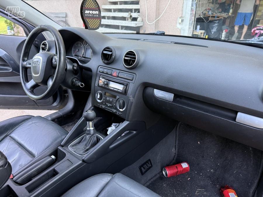 Audi A3 2003 in Radviliskis, with an engine capacity of 2.00 L and mileage of 449 thousand km for 750 €, photo 9 on AUTOMOTO.COM.LV