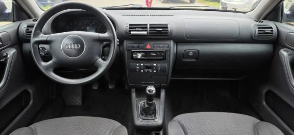 Audi A3 2003 in Valmiera, with an engine capacity of 1.60 L and mileage of 255 thousand km for 1100 €, photo 7 on AUTOMOTO.COM.LV