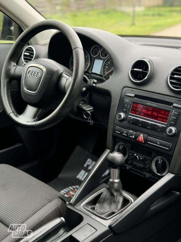 Audi A3 2004 in Vilnius, with an engine capacity of 2.00 L and mileage of 386 thousand km for 2100 €, photo 7 on AUTOMOTO.COM.LV