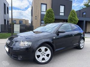 Audi A3 2004 Kauņa, ar dzinēja tilpumu 1.60 L un nobraukumu 306 tūkst. km par 1399 €, foto  vietnē AUTOMOTO.COM.LV