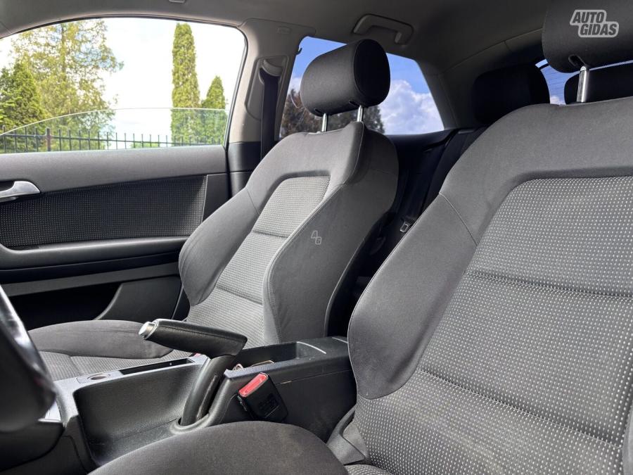 Audi A3 2004 in Kaunas, with an engine capacity of 1.60 L and mileage of 306 thousand km for 1399 €, photo 10 on AUTOMOTO.COM.LV