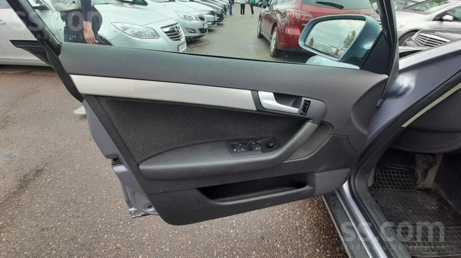 Audi A3 2004 in Riga, with an engine capacity of 2.00 L and mileage of 317 thousand km for 2500 €, photo 12 on AUTOMOTO.COM.LV