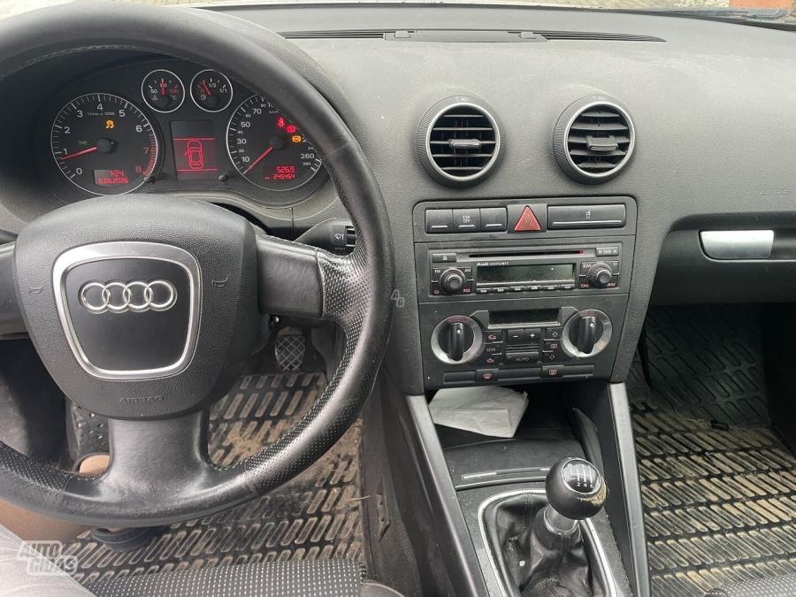 Audi A3 2004 in Kaunas, with an engine capacity of 2.00 L and mileage of 245 thousand km for 1600 €, photo 5 on AUTOMOTO.COM.LV