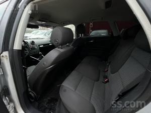 Audi A3 2005 in Riga, with an engine capacity of 1.60 L and mileage of 276 thousand km for 2490 €, photo 11 on AUTOMOTO.COM.LV