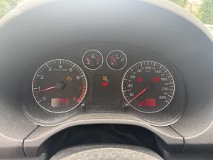 Audi A3 2005 Viļņa, ar dzinēja tilpumu 1.60 L un nobraukumu 244 tūkst. km par 650 €, foto 11 vietnē AUTOMOTO.COM.LV