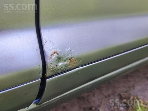 Audi A3 2005 Jūrmala, ar dzinēja tilpumu 1.60 L un nobraukumu 308 tūkst. km par 2000 €, foto 4 vietnē AUTOMOTO.COM.LV